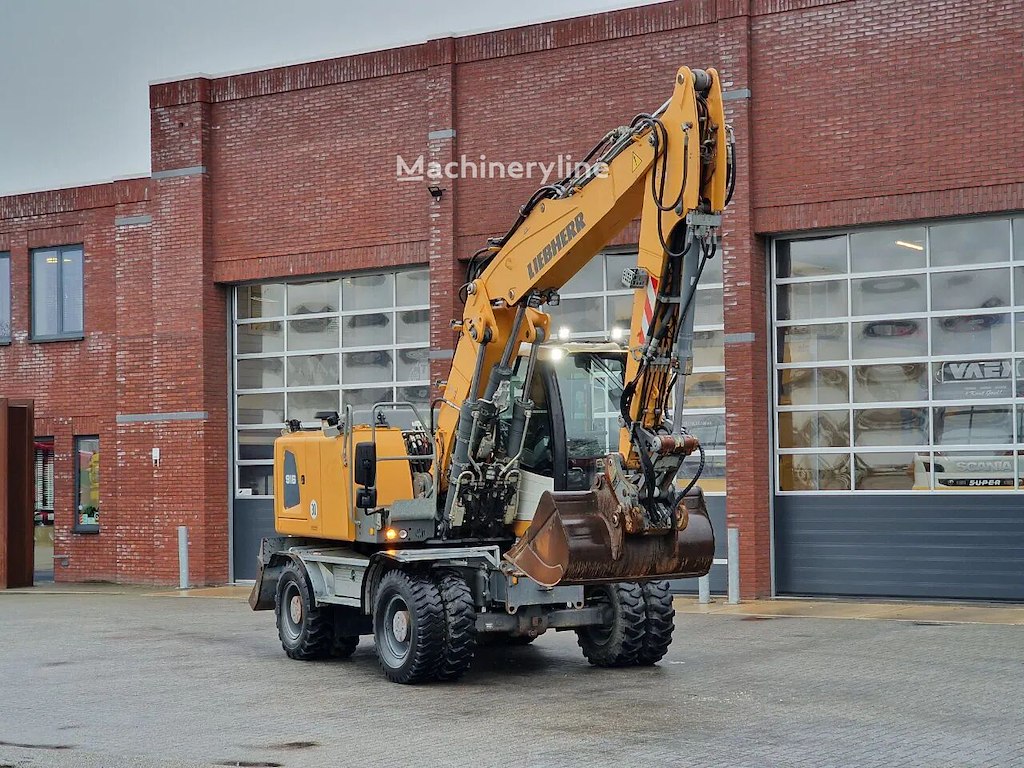 Liebherr A916 - 110 KW - Central Greasing - Camera bager točkaš