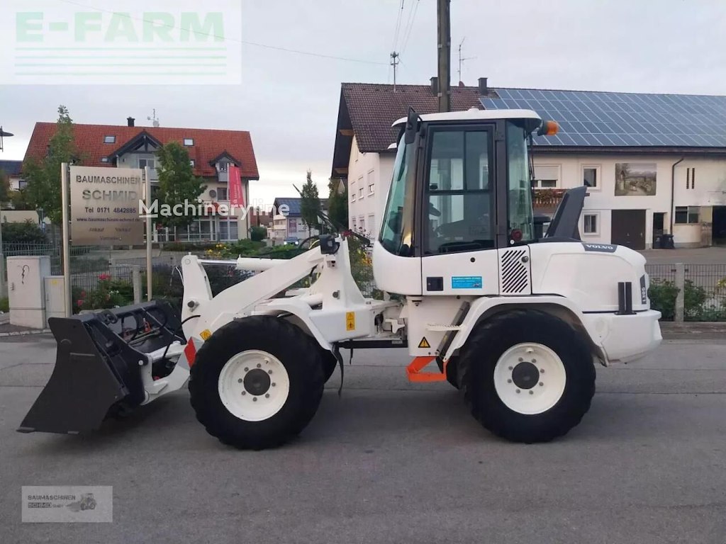 Volvo l 30g mini bager