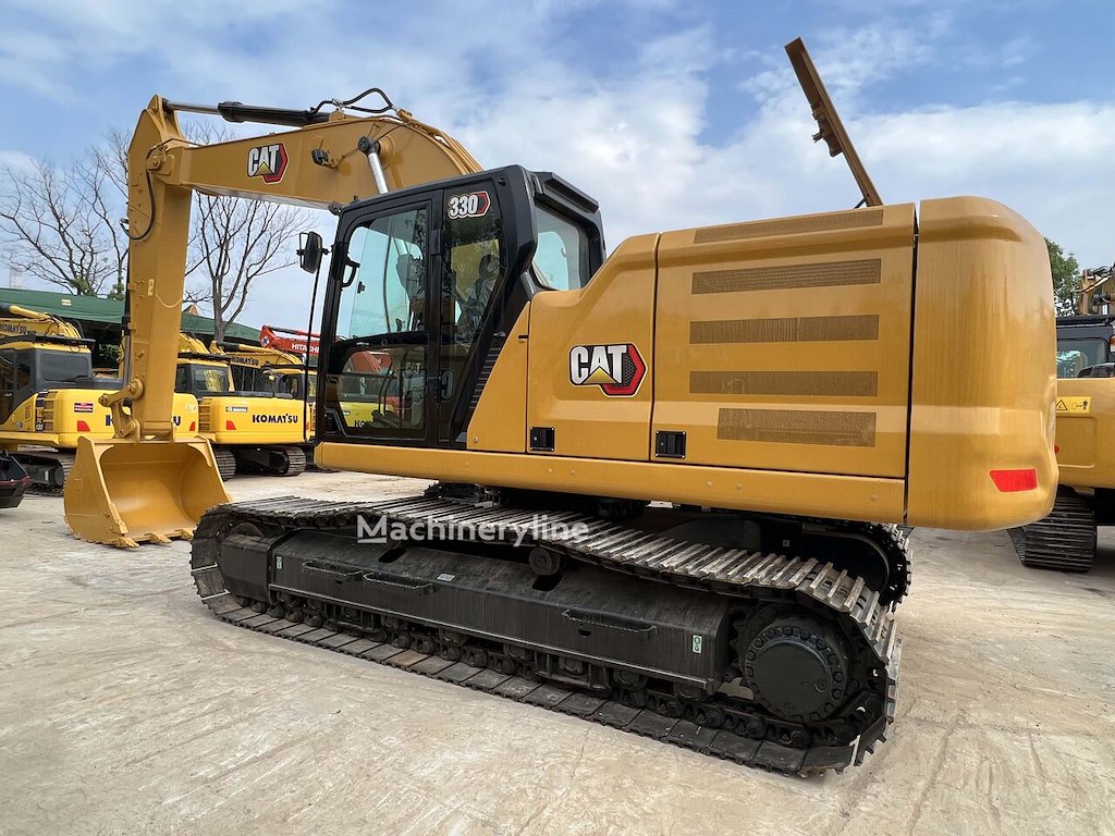 Caterpillar 330 bager guseničar