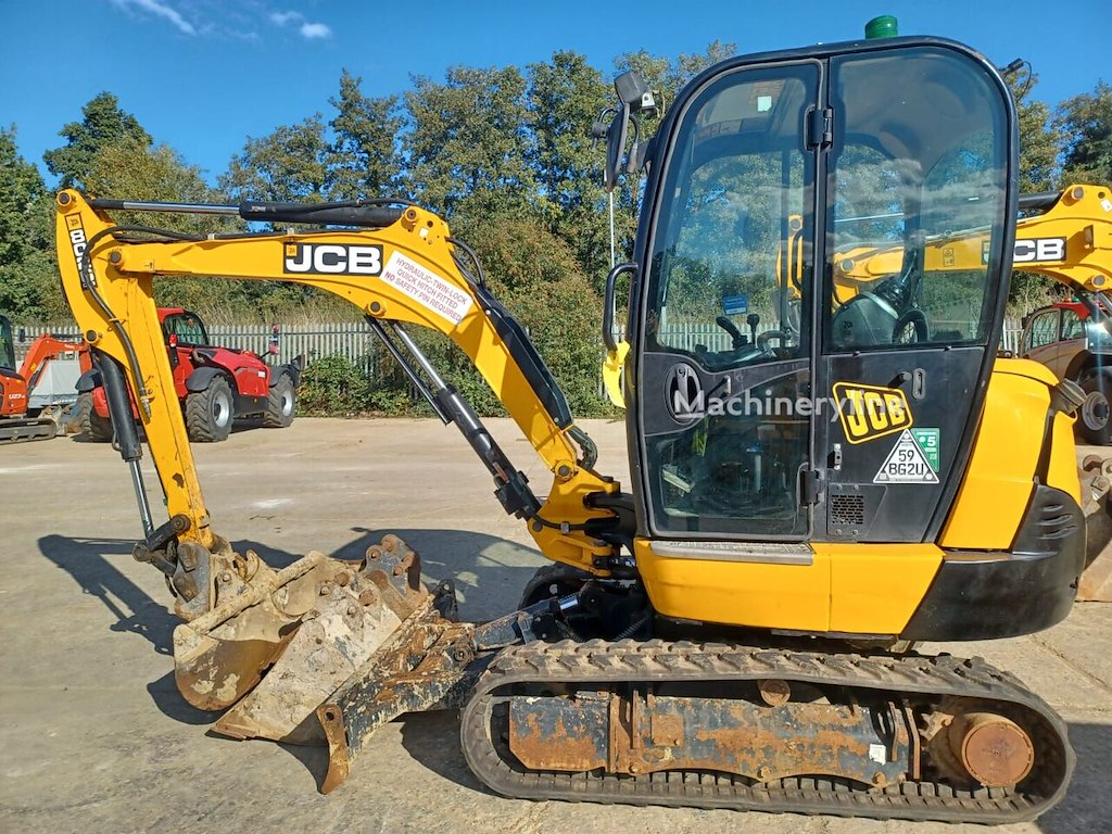 JCB 8026 CTS mini bager