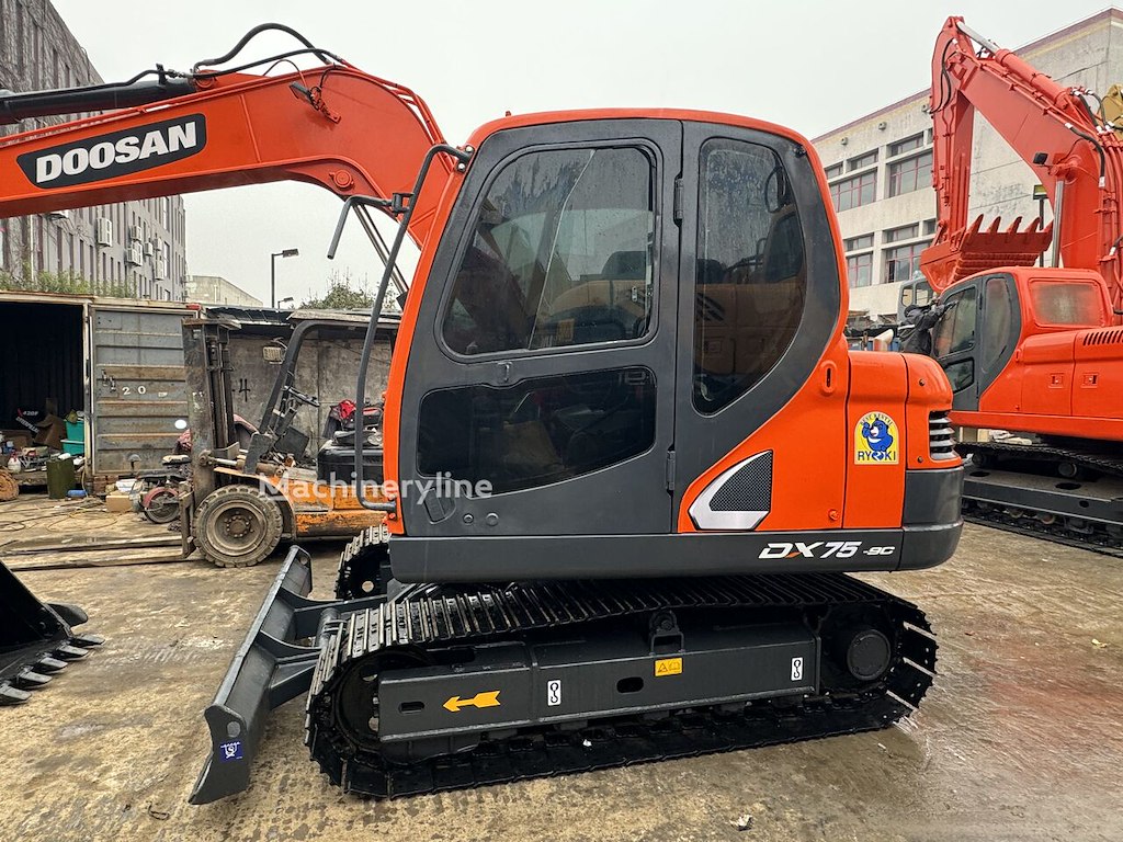 Doosan DX75 mini bager
