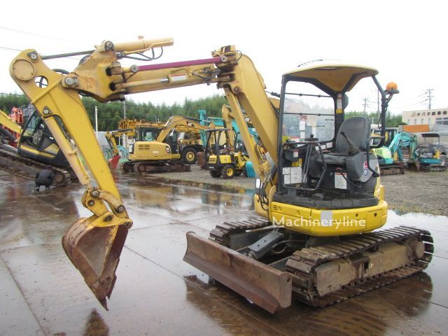 Komatsu PC38UU-5 mini bager