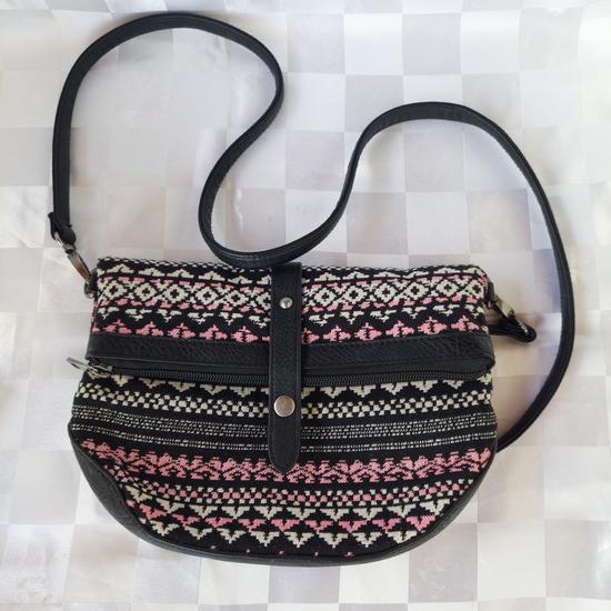 Acesories torbica novo cross body