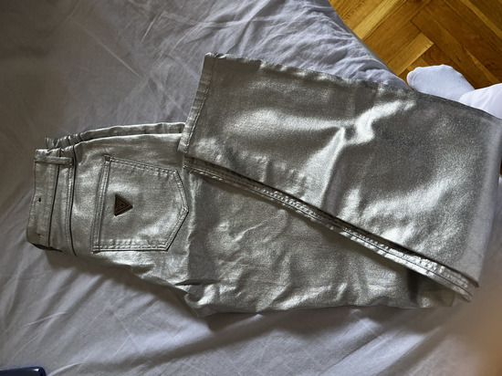 Original guess nove pantalone nikad nosene