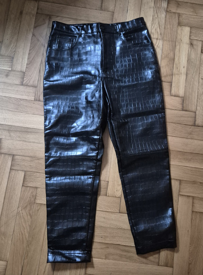 H&M kroko kozne pantalone