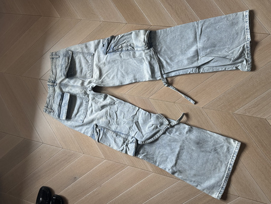 Zara Cargo jeans