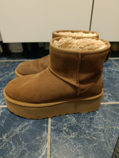 Ugg cizme