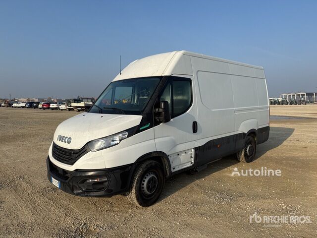 Prodaje se IVECO Daily 35 minibus furgon na aukciji