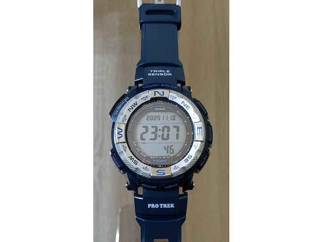 Muski rucni sat- Casio Protrek PRG-260
