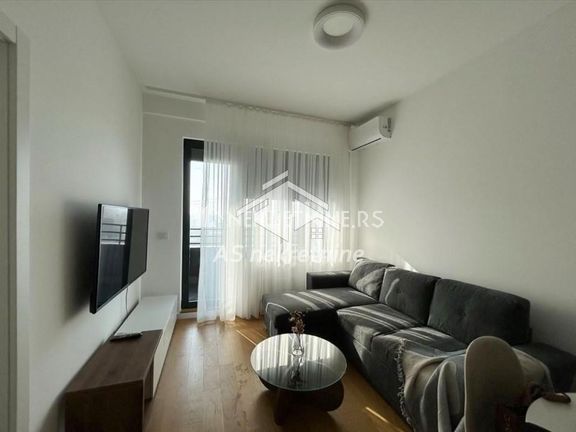 Novi Beograd, Blok 67a, A blok, 2.0 stan, 44m2, 1000 EUR