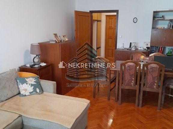 55m² – 149.350€ Bulevar oslobođenja 10468