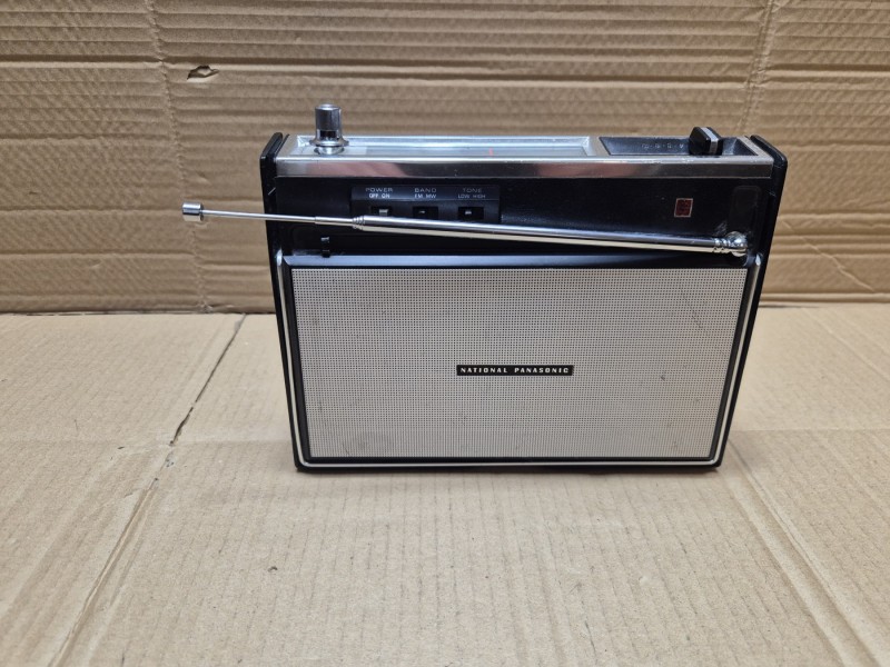 National Panasonic RF-7051FB Radio