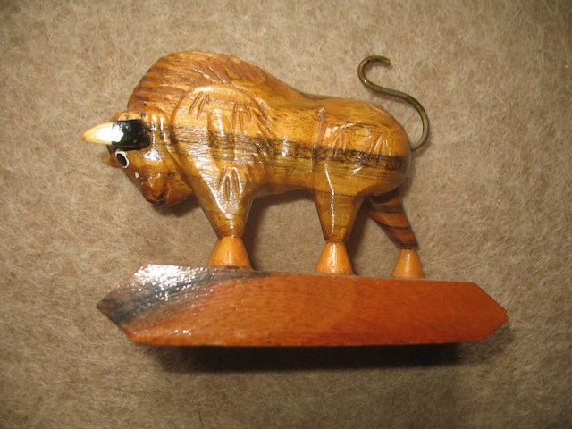 Bizon – umetnicka rezbarena