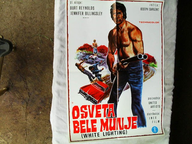 Osveta bele munje, Burt Reynolds