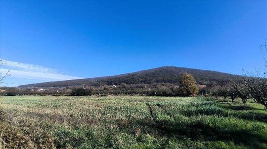 Kosmaj, građevinski plac, uknjiženi 1/1