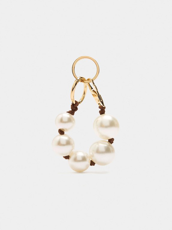 KEYCHAIN CHARM WITH PEARLS