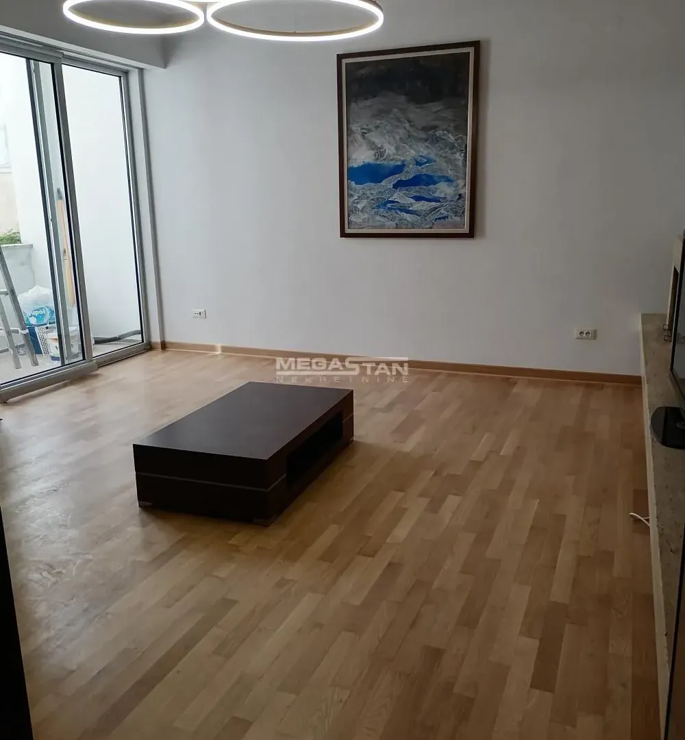 Prodaja, četvorosoban stan, 105m², Vračar Sve Podlokacije, Beograd
