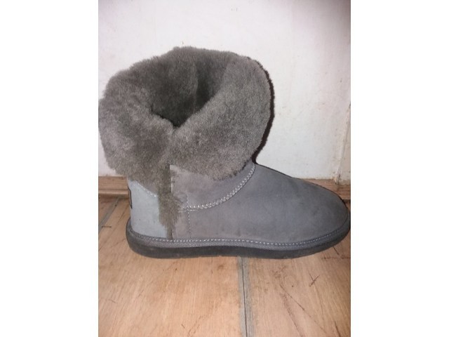 UGG 42  kozne sa jagnjecim krznom 27-27,5 cm