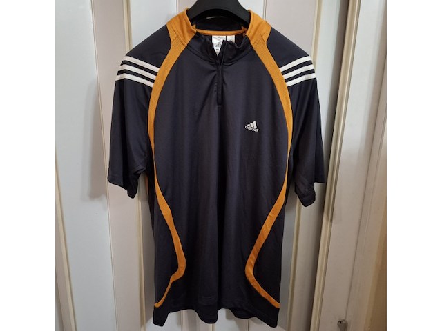Majica Adidas veličina XL