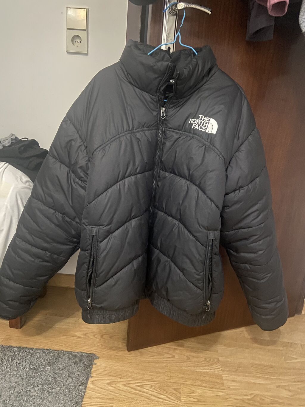 Muska jakna marke NORTH FACE, velicina XL, kupljena u Nemackoj, nosena