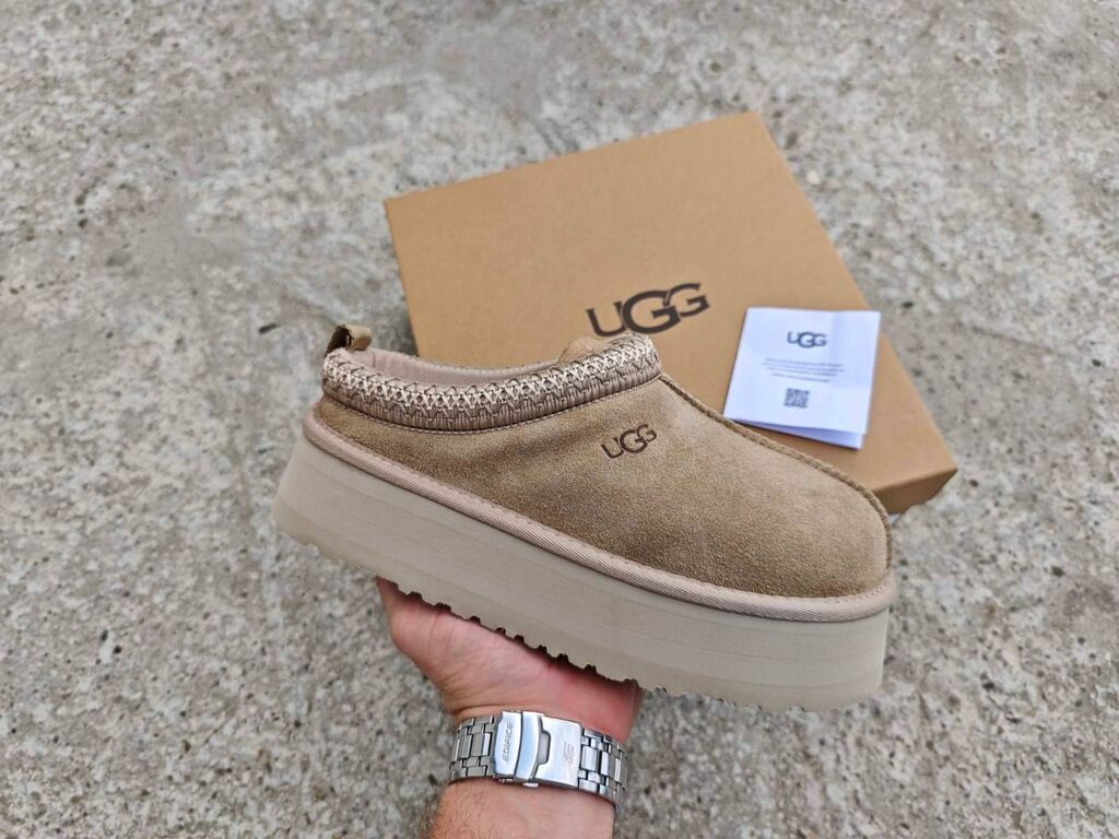 Klompe, UGG, 39