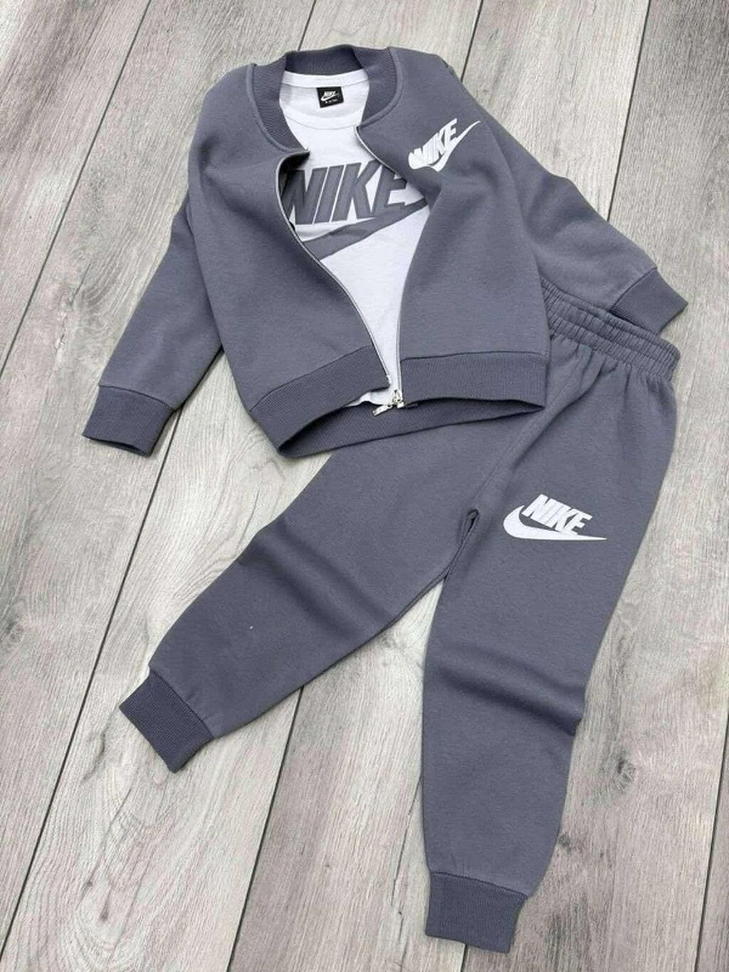 Nike, Unisex