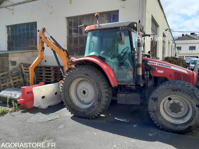 Prodaje se Massey Ferguson 6455 traktor točkaš na aukciji