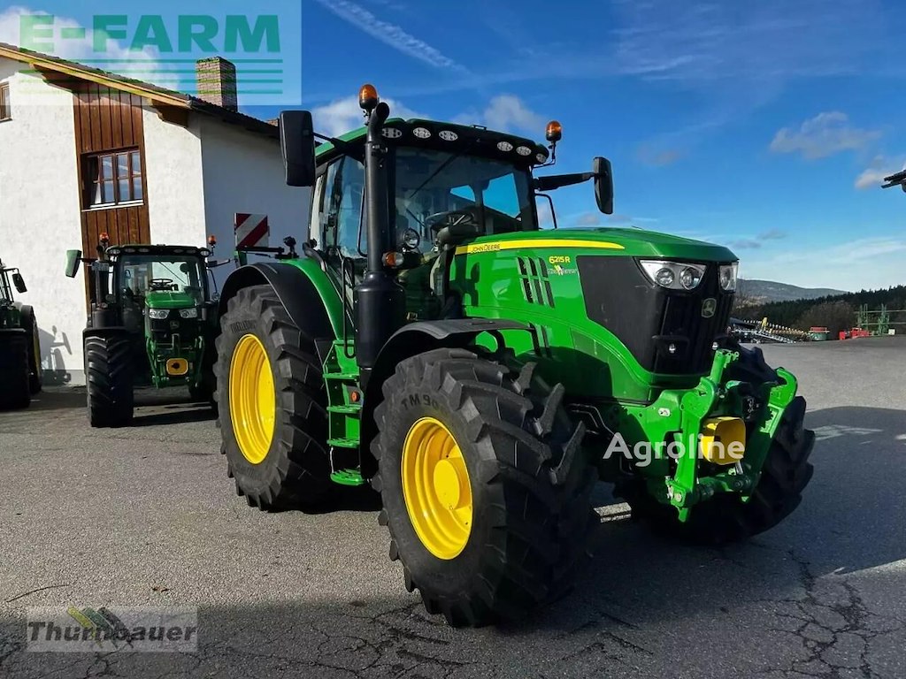 John Deere 6215r traktor točkaš