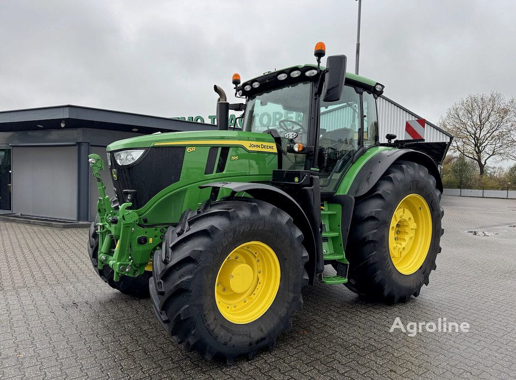 John Deere 6R195 traktor točkaš