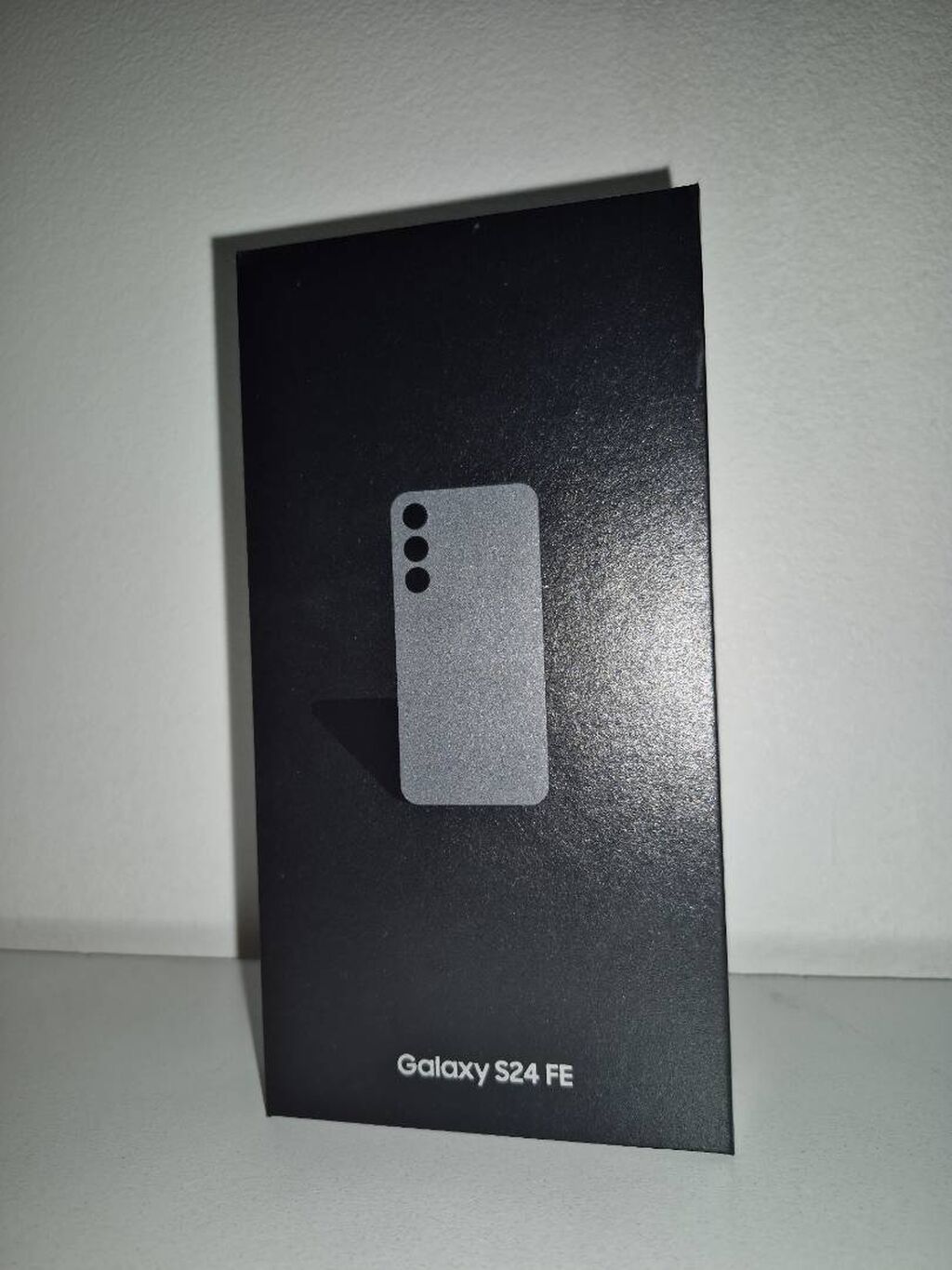 Samsung Galaxy S24, 128 GB, bоја - Siva, Dual SIM