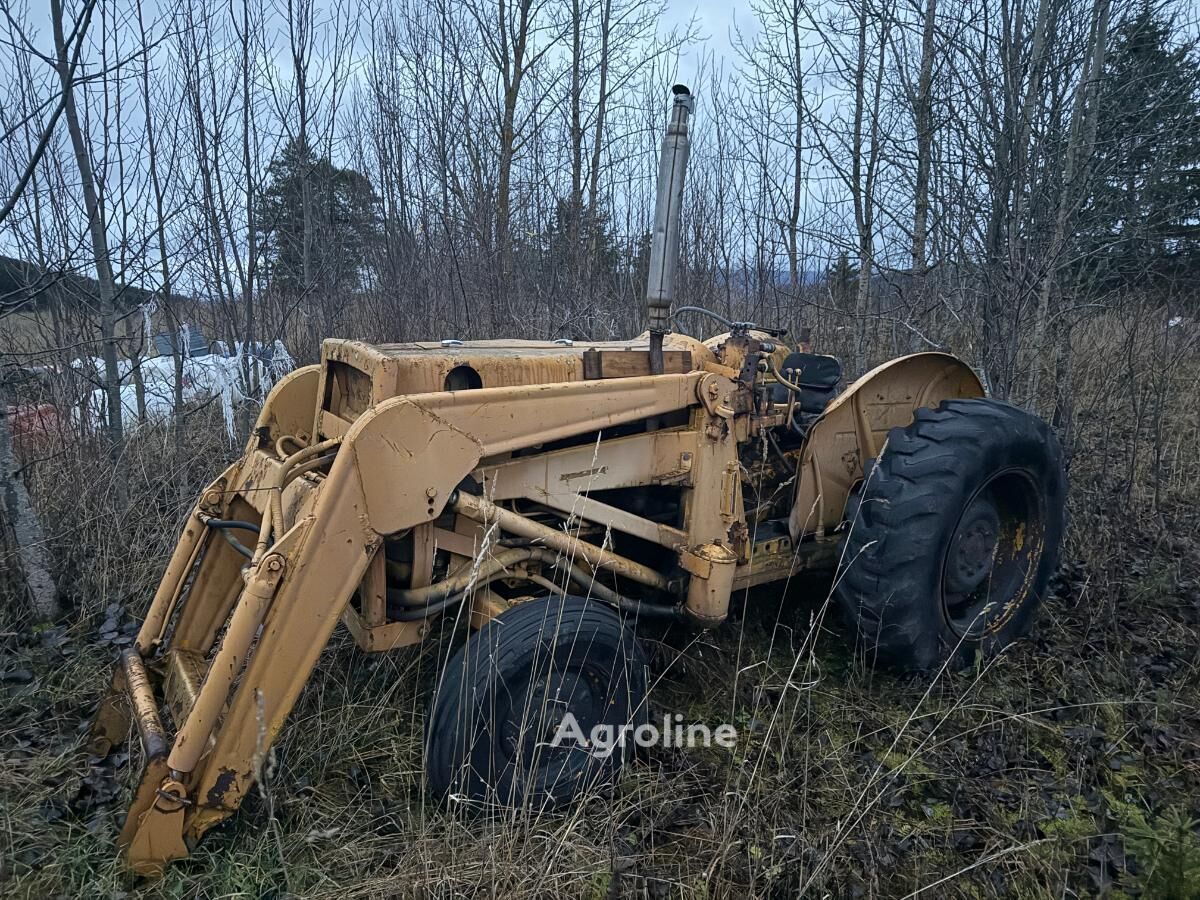 Prodaje se Massey Ferguson 3.165 mini traktor na aukciji