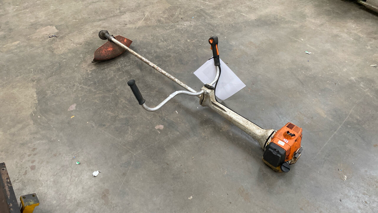 Prodaje se Stihl STRIMMER trimer za travu na aukciji