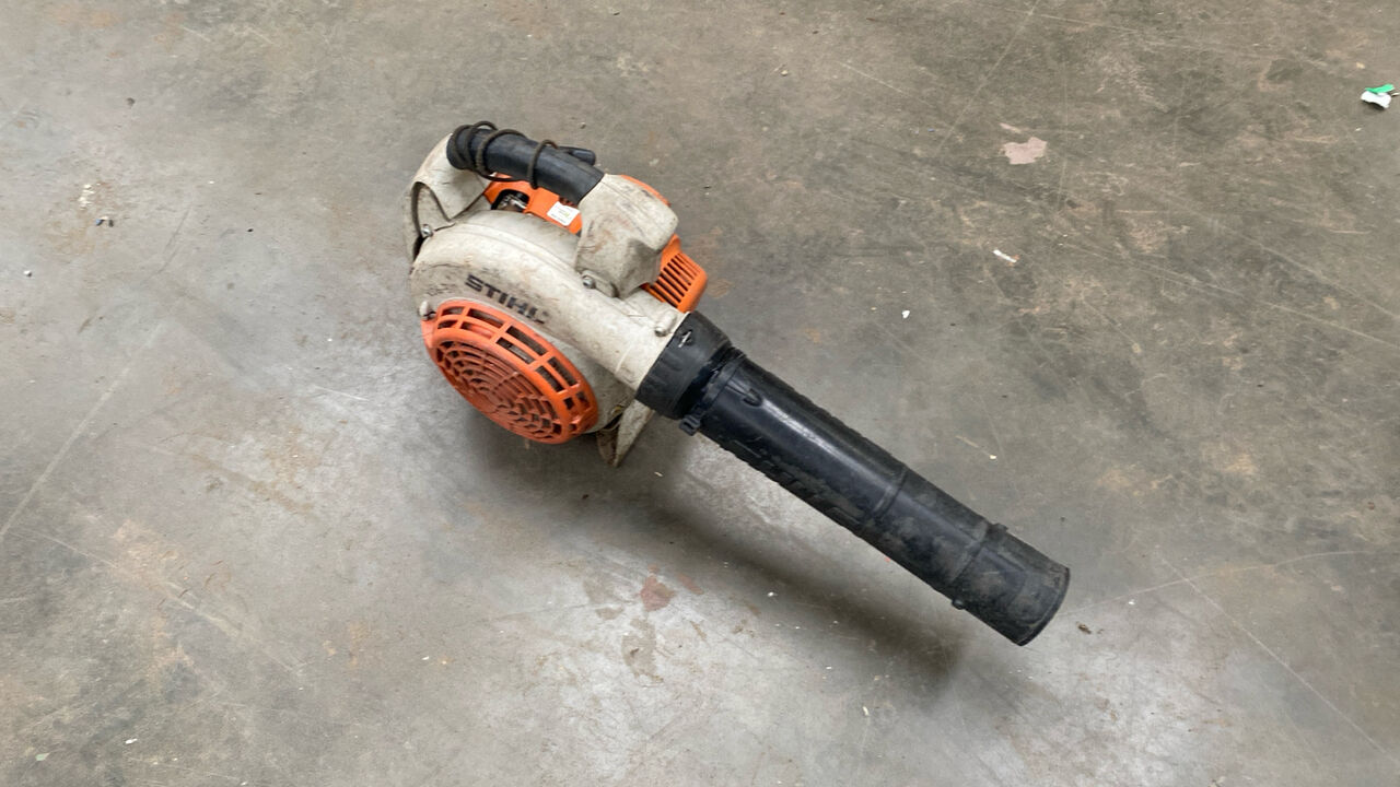 Prodaje se Stihl BG86C duvač na aukciji