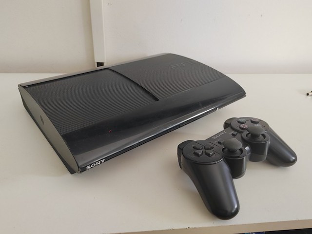 Sony Playstation 3 super slim Čipovan