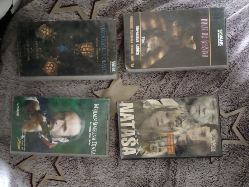 4 vhs kasete domaci filmovi