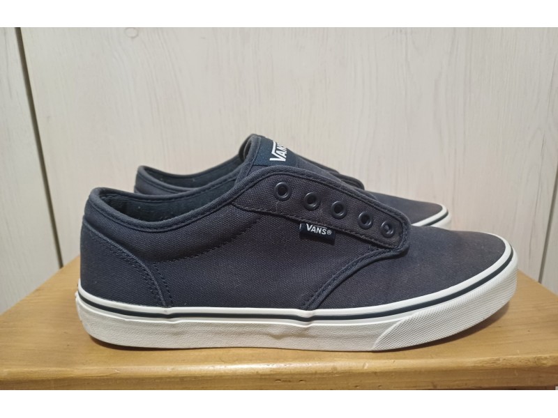 VANS patike broj 43 EXTRA