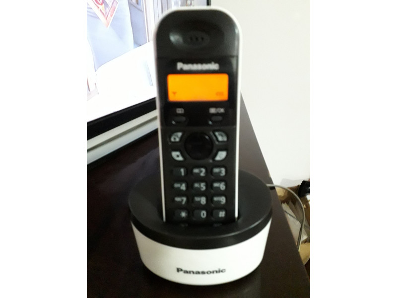 Panasonic fiksni telefon beli