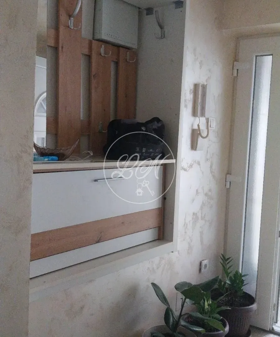 Prodaja, dvosoban stan, 37m², Zemun Centar, Zemun Sve Podlokacije