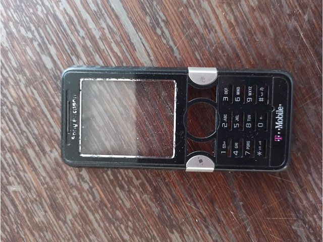 sony ericsson k550i maska prednja koriscena