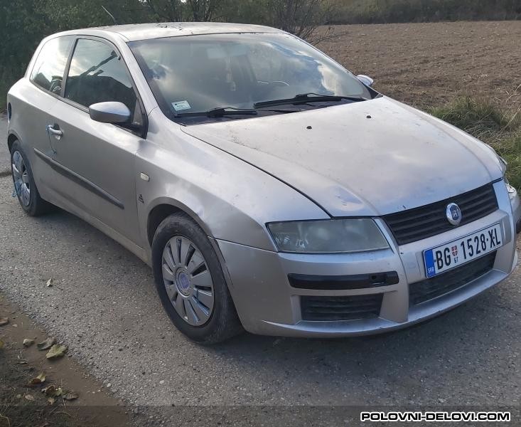 Fiat Stilo Benzin Kompletan Auto U Delovima