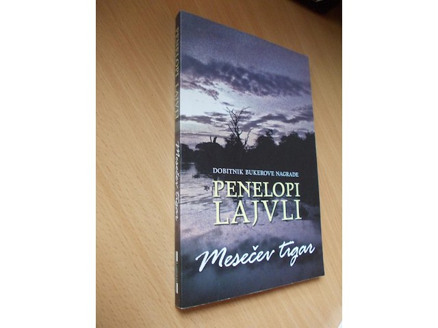 MESEČEV TIGAR - Penelopi Lajvli