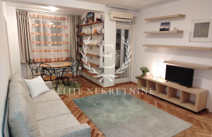 Iznajmljujem Stan-Apartman, Dedinje, Beograd Grad