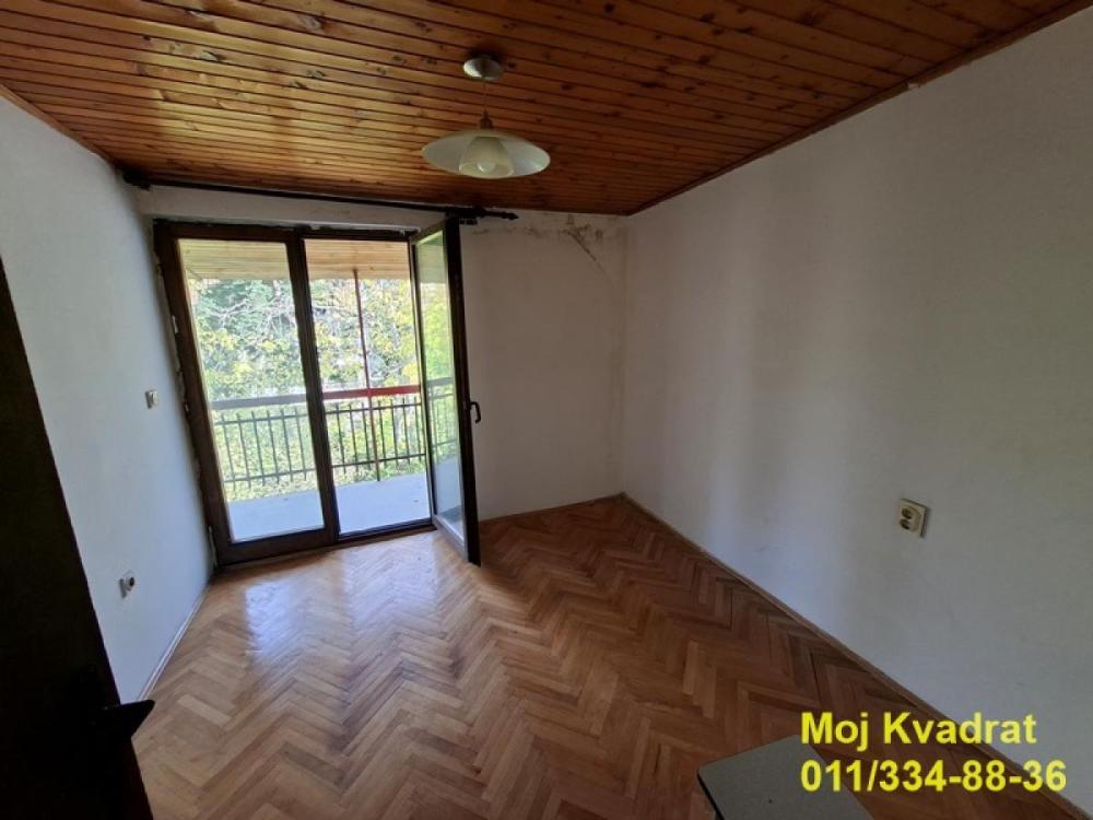 Trosoban stan na prodaju, 76m2, 150.000€
