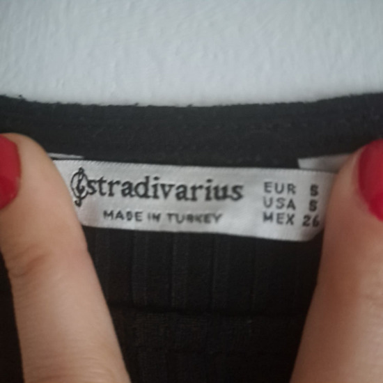 Stradivarius mala crna haljina