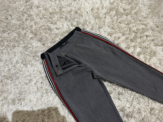 Zara S pantalone