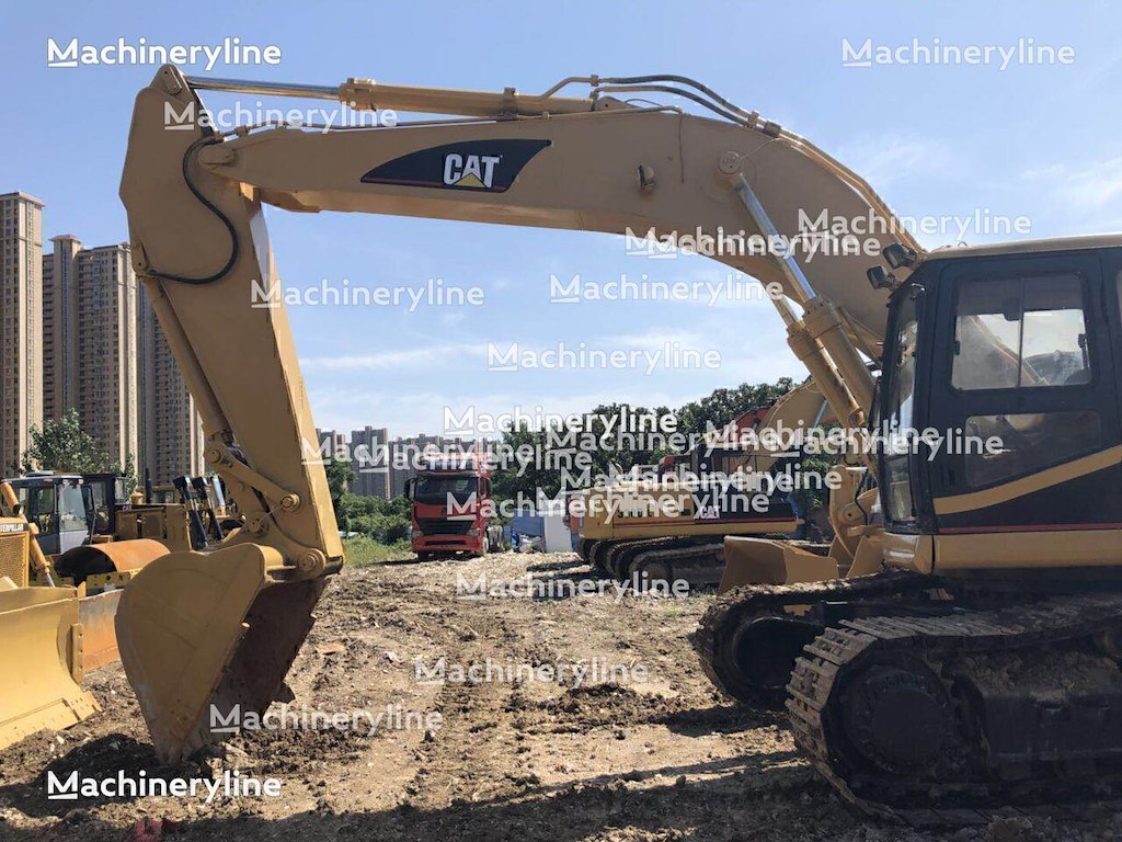 Caterpillar 330BL bager guseničar