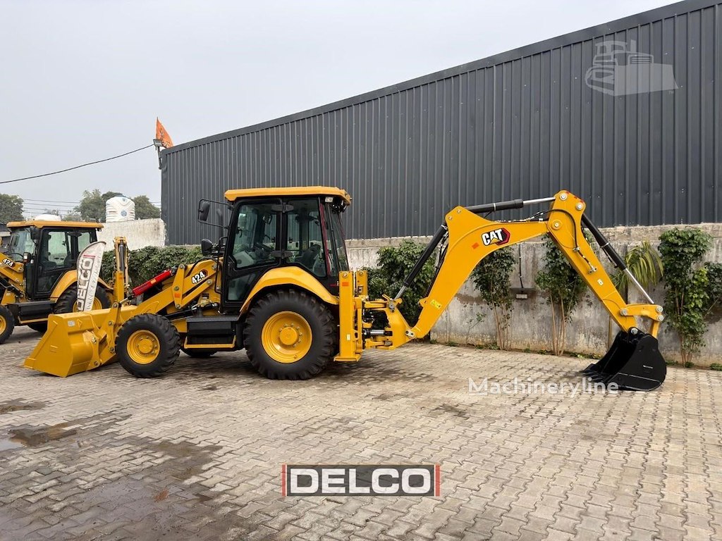 Novi Caterpillar 424 bager-utovarivač