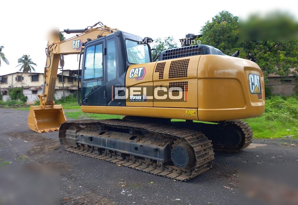 Novi Caterpillar 323D3 bager guseničar