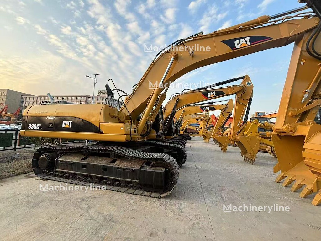 Caterpillar 330CL bager guseničar