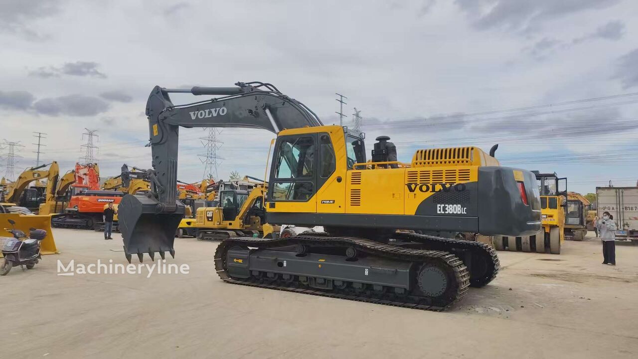 Volvo EC 380 bager guseničar